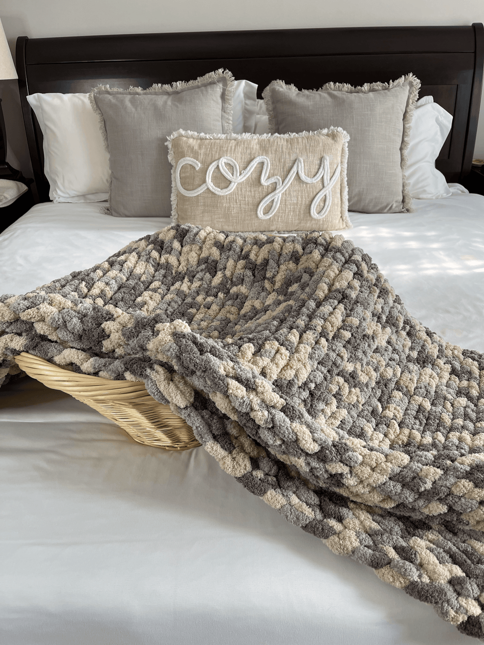 Moonlight Cozy Throw – Best Cozy Throws